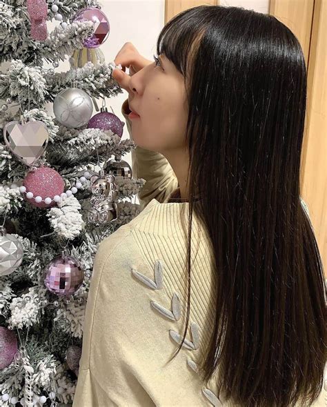 内田夕己さんのインスタグラム写真 内田夕己instagram 「 ⃘ ﾟ 最近髪の毛の調子がいい感じ ヘナで染めるようになってから