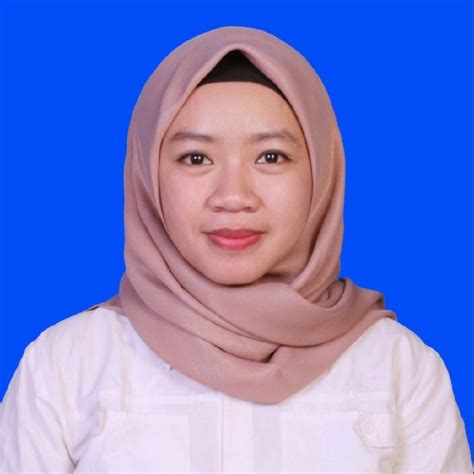 Esti Nur Istianto Finance Administrator Ptnusapro Telemedia