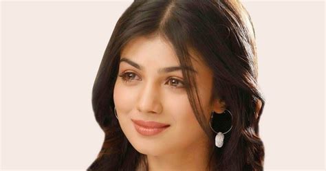 اخبار الممثلين الهنود موسوعة الحياه