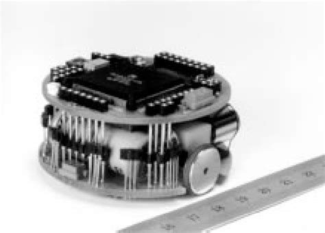 Le Robot Mobile Miniature Khepera Dans Sa Configuration De Base