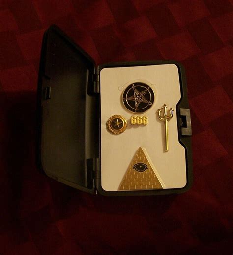 Secret Occult Society Satanic Zodiac Baphomet Illuminati 666 Nwo Pin