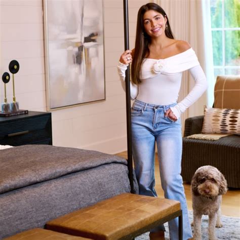 Hannah Ann Sluss Shows Off Her New Home ‘mini House Tour