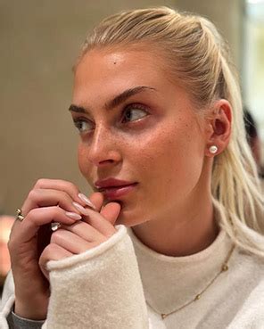 Lia Engel Gentsverse