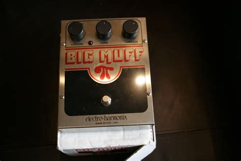 Electro Harmonix big muff fuzz | Amp Guitars, Macclesfield