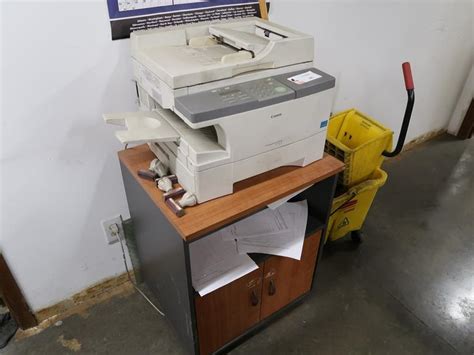 Machines Used Canon Imageclass D760 Copier With Stand