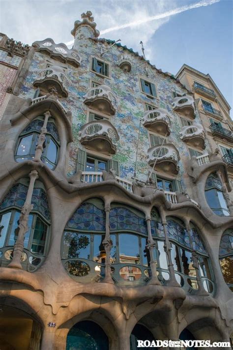 Забележителности в Барселона за 4 дни Roads From The Notes