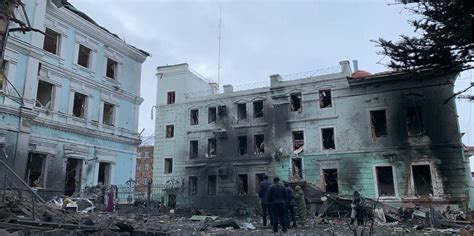 Ракетний удар по Харкову 23 січня — пошкоджень зазнали 40 історичних будівель і храм — фото Nv