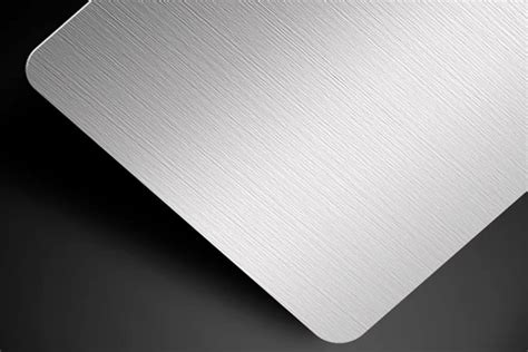 Denken Sie über Die Verwendung Von Satiniertem Eloxiertem Aluminium Für