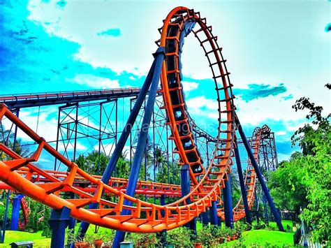 Wahana Dufan Dan Pantai Ancol Galih Pamungkas