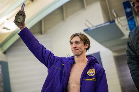 Brooks Curry Swims Us Leading 100 Free In Sunday Prelims At Lsu
