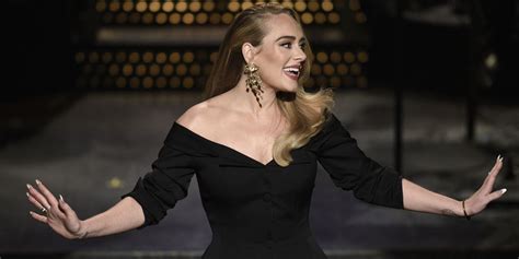 Adele Cantante Carriera E Vita Privata Marie Claire