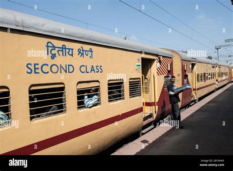 Second Class Train Indian Railways Rail Travel Mysore Junction Station Karnataka South