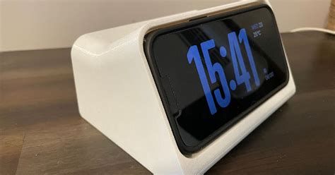 Iphone Standby Mode Dock 14 And 15 With Case By Lordofbytes Download