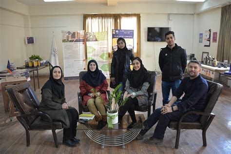 نمایشگاه داخلی از دستاوردهای پژوهشی دانشگاه سجاد دانشگاه صنعتی سجاد