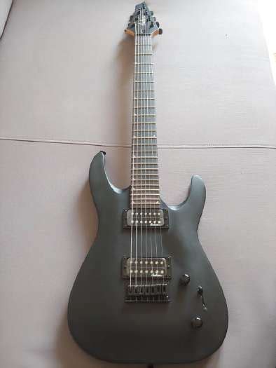 Jackson Js22 7 Elektrinė 7 Stygų Gitara Skelbiu Lt