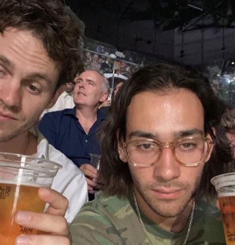 Drunk Sauron And Isildur Artwork By Ali Green R Lotr On Prime