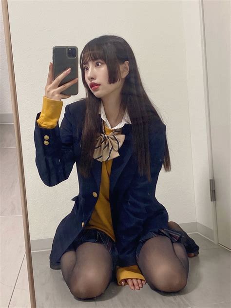 股下83センチのjk・藤川らるむ、美脚すぎる制服ショットが「二次元キャラみたいな可愛さ」 Entame Next アイドル情報総合