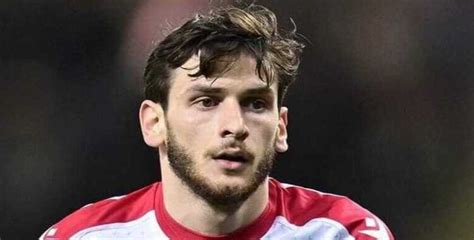 “ქართველი ხალხის ნება ” ნახეთ ხვიჩა კვარაცხელია საქართველოში მიმდინარე მოვლენებს ეხმაურება