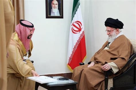 تقدیم پیام پادشاه عربستان به مقام معظم رهبری آیت‌الله خامنه‌ای گسترش