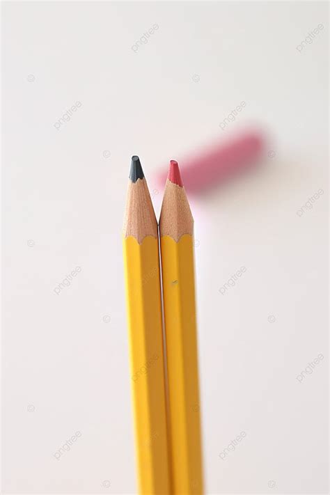 흰색 표면에 빛나는 연필 두 개 배경 배경 화면 및 일러스트 무료 다운로드 Pngtree