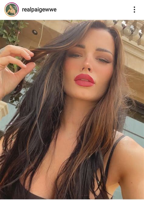 Paiges Newest Insta Post Has Got My Cock Throbbing Scrolller