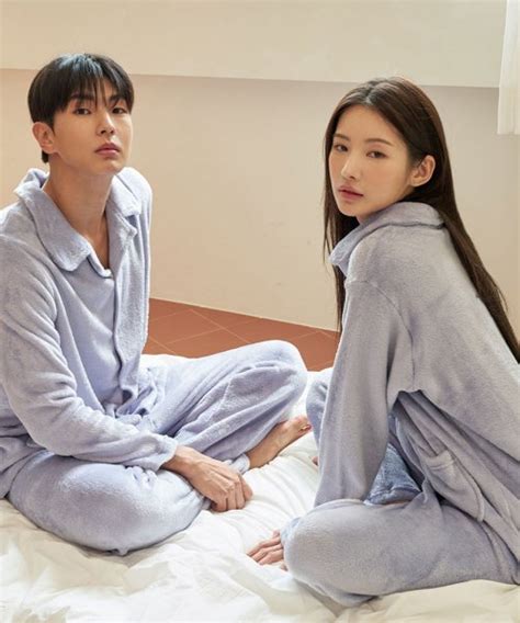 도씨 솔리드 밍크 긴팔 카라 커플 잠옷세트 위시버킷