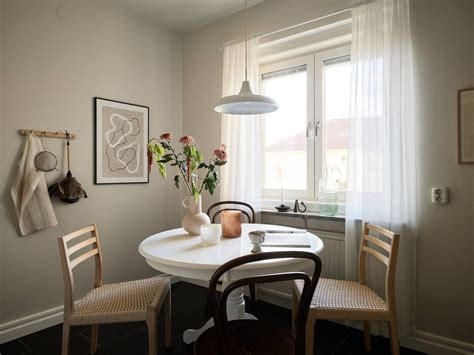 Would You Have Uneven Side Tables