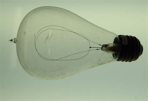 Carbon Filament Lamp Physics Museum The University Of Queensland Australia