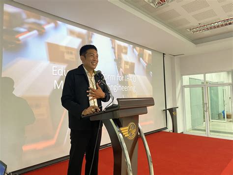 กิจกร วิศวกรรมเมคคาทรอนิกส์และวิศวกรรมยานยนต์สมัยใหม่ Sut