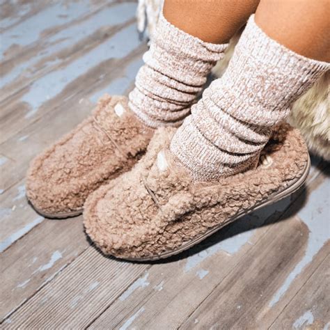 Wendy Stretch Sox Heydude