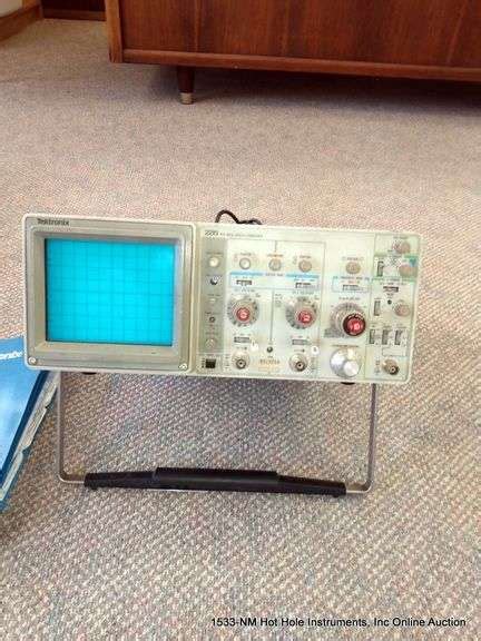Tektronix 2215 Oscilloscope Bentley And Associates Llc