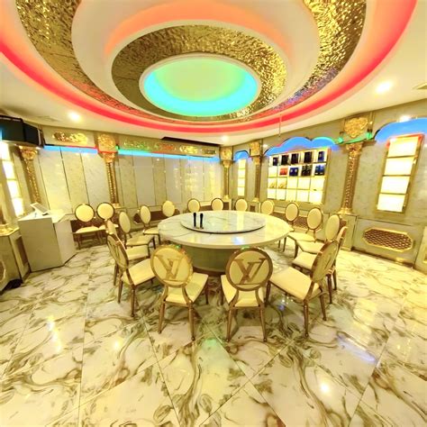 ភោជនីយដ្ឋាន ដាយមិនស្តារ សាខាទួលពង្រ Phnom Penh