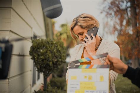 Rising Stars Meet Maximillian Decker Voyage La Magazine La City Guide