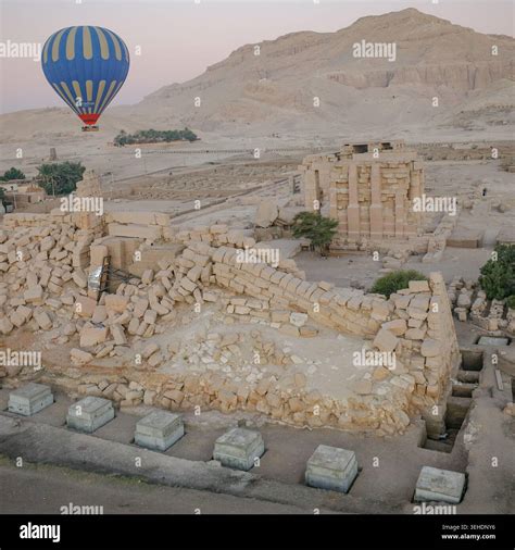 Luxor Egypt 30 Jan 2026 Hot Air Balloons Over Ancient Egyptian