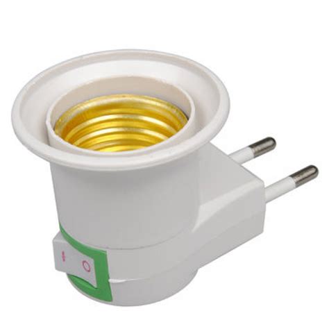 Foglalat átalakító Adapter E27 Kapcsolóval