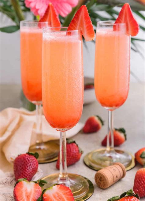 20 Valentines Day Cocktail Recipes Youll Love The Everygirl