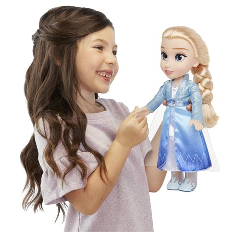 Singing Anna And Elsa Dolls