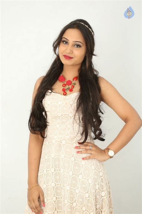 Amulya Photos Photo 26 Of 57