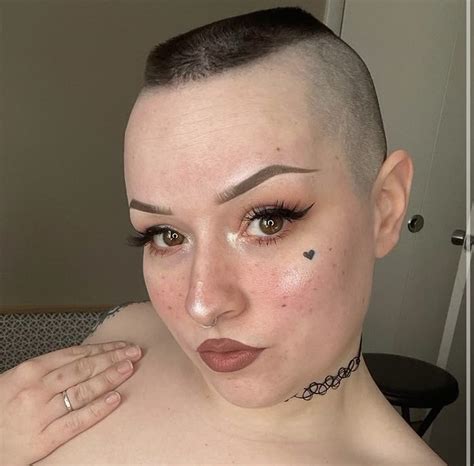 Pin By Kevin Brennan On Buzzcut Girl Shaved Head Women Flat Top