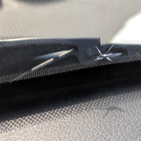 자동차 스톤칩 제거 방법과 예방법