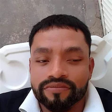 Roberto Roberto Robertoroberto4911 • Threads Say More