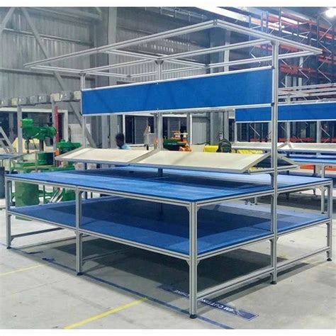 Aluminum Assembly Workstation For Factories Size 70 X 55 X 40 L X W