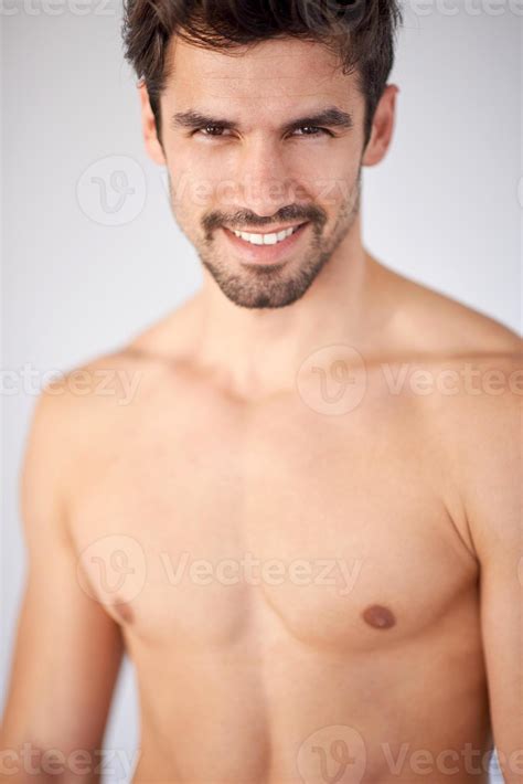 Torse Nu Beau Jeune Homme En Jeans 10991900 Photo De Stock Chez Vecteezy