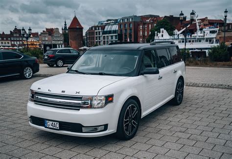 Wypożyczalnia Samochodów Premium Gdańsk Ford Flex Titanium