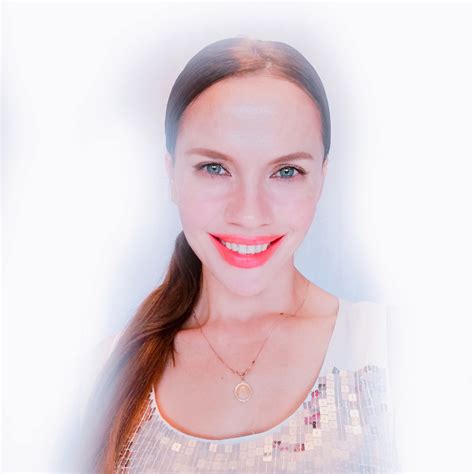 Александра Гончарова 91 фото