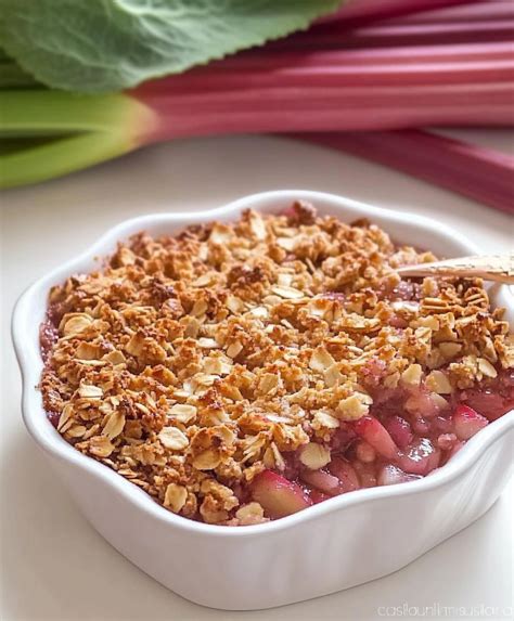 Omas Rhubarb Cake Recipe