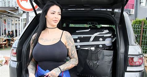 Anđela Veštica Anđela Arnautović Biografija