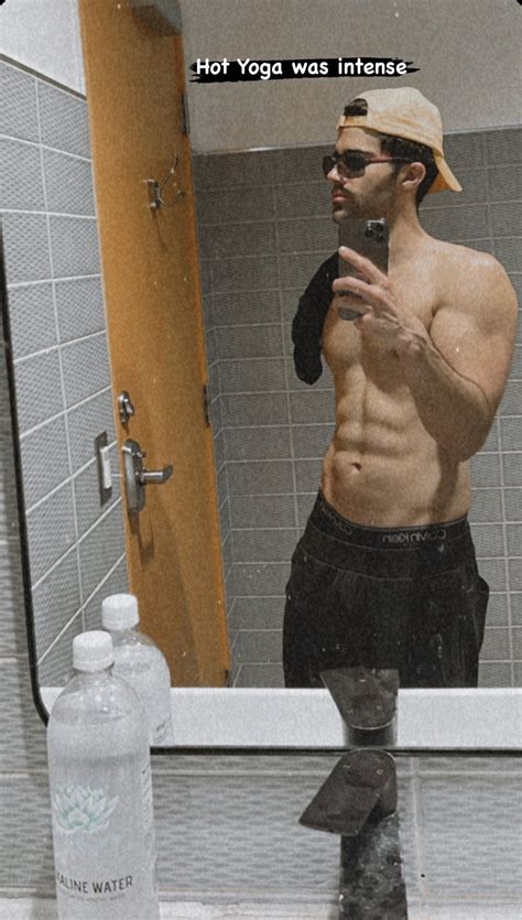 Alexissuperfans Shirtless Male Celebs Max Ehrich Shirtless Pics From