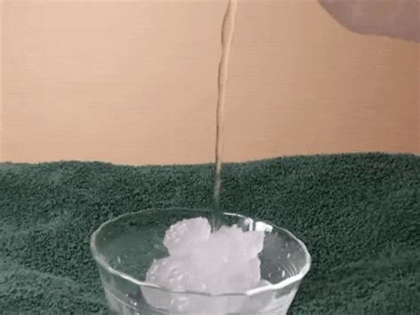 what happens to water that is put into freezing temperature but unable