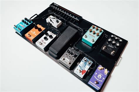 Custom Pedalboard Wiring Setups — Honeysonic Production Co